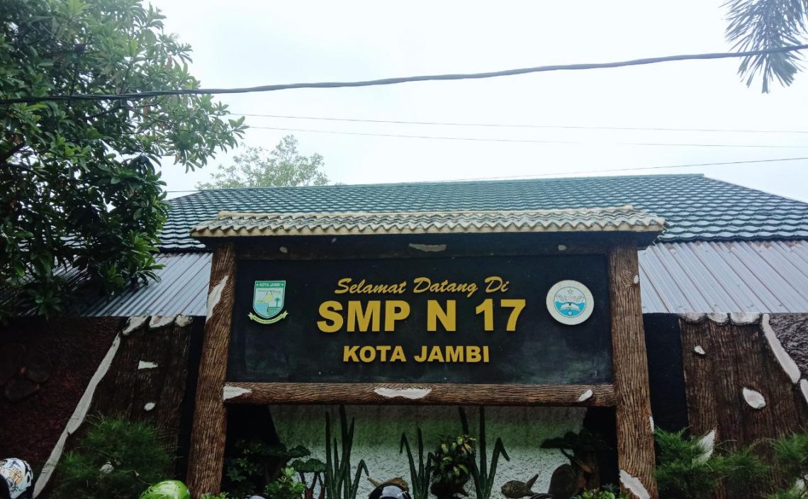 SMP Negeri 17 Kota Jambi — Profil Sekolah